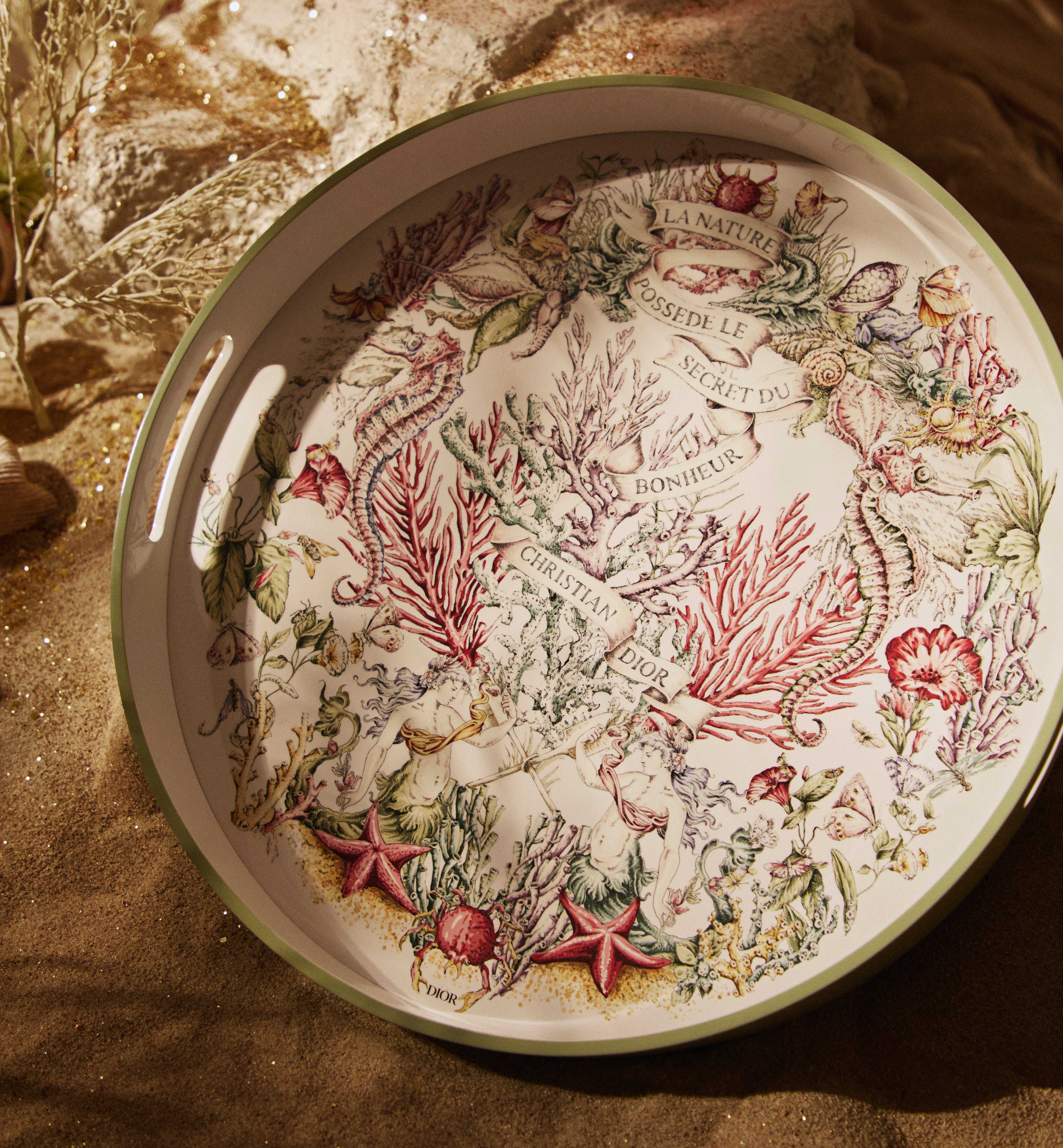 Großes, rundes Tablett Lackiertes Holz mit Dior Cabinet de la Mer Motiv ...