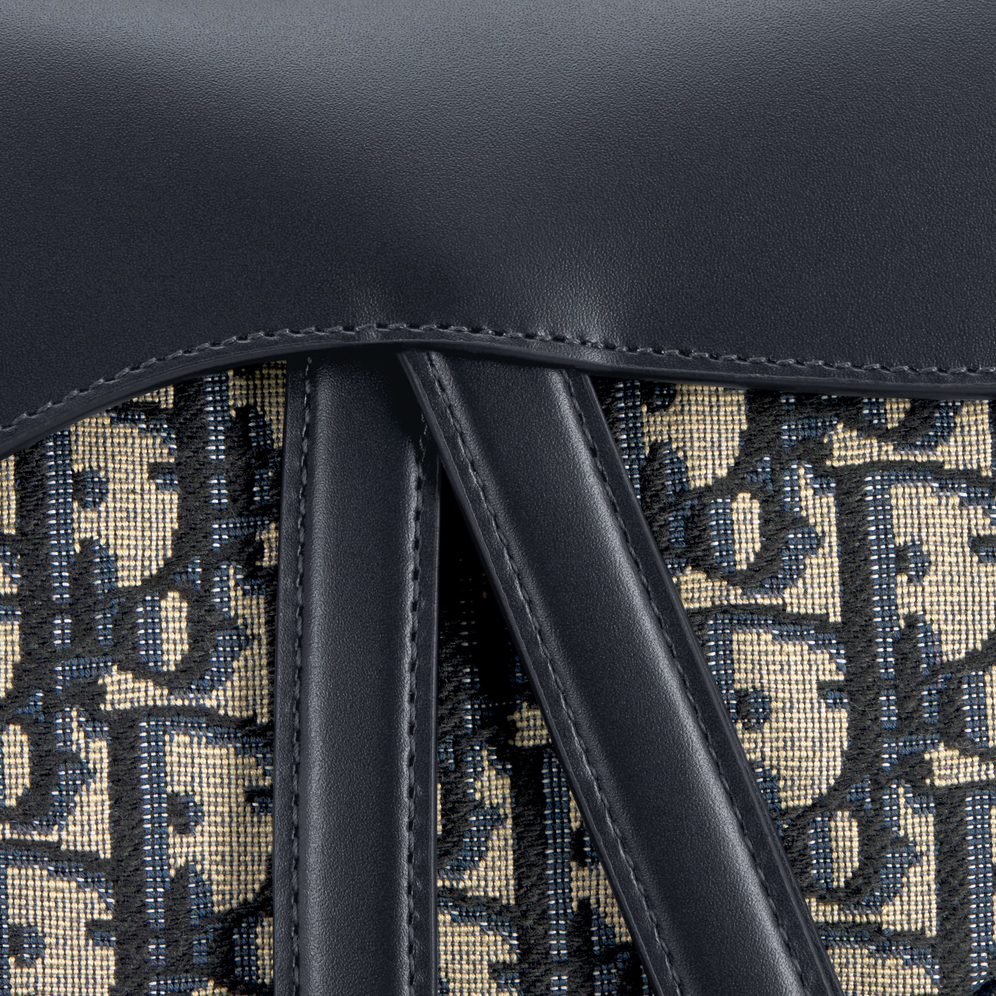 Saddle Bag with Strap Blue Dior Oblique Jacquard and Smooth Calfskin | DIOR
