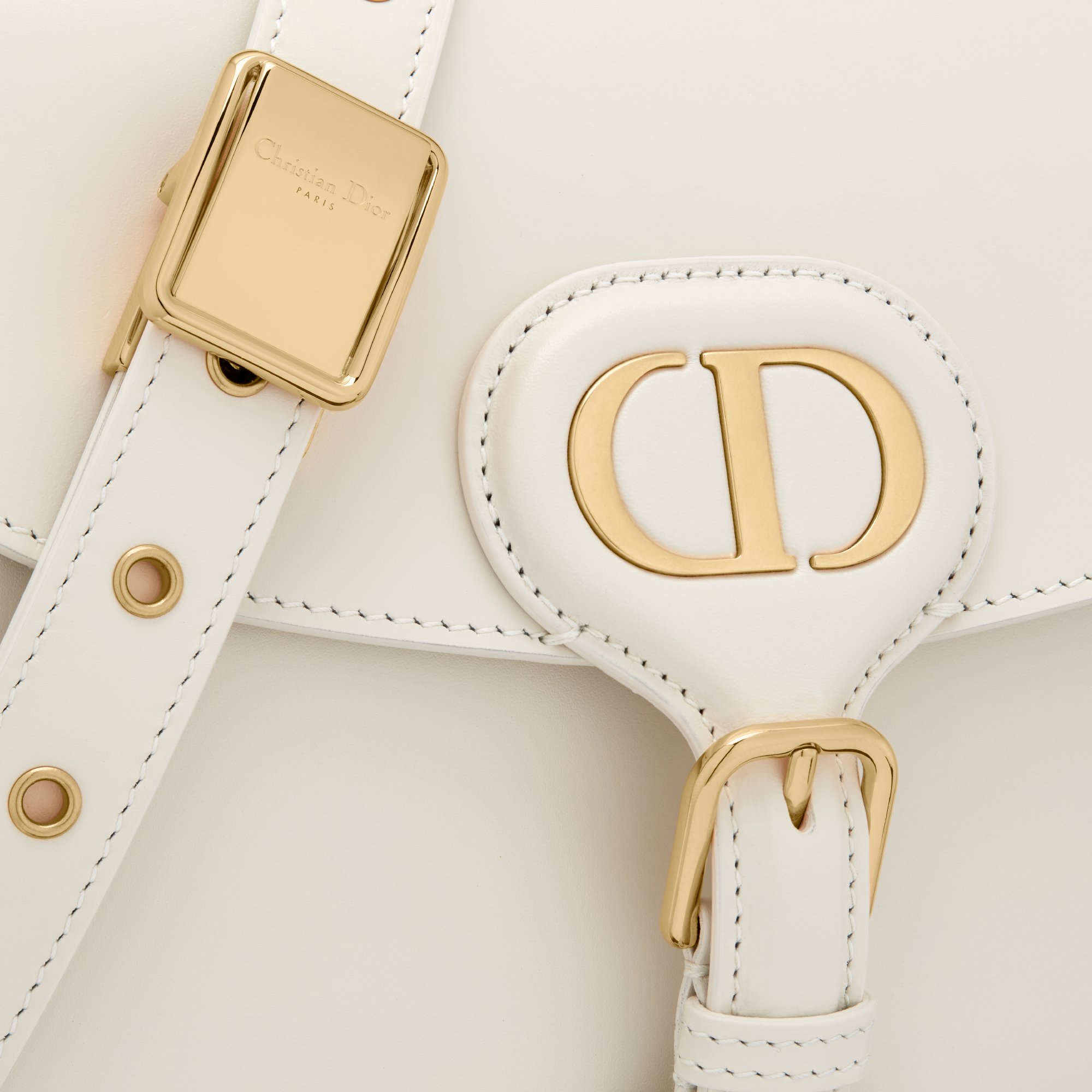 Medium Dior Bobby Bag Latte Box Calfskin | DIOR