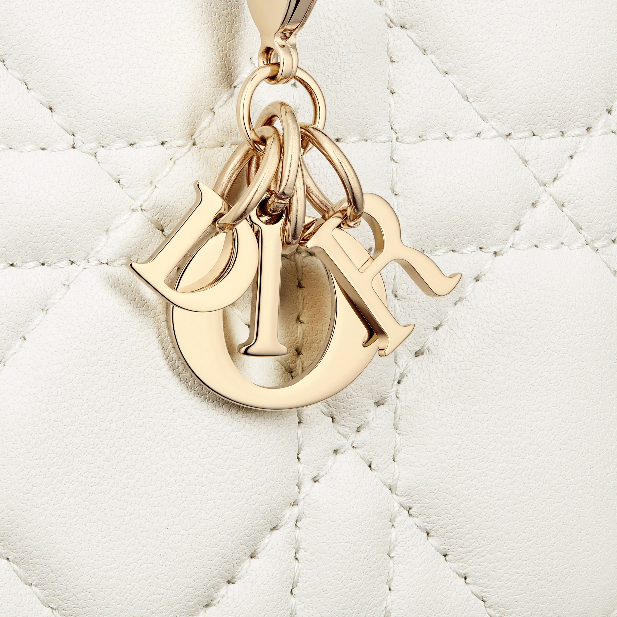 Small Lady Dior Voyageur Coin Purse Latte Cannage Lambskin | DIOR