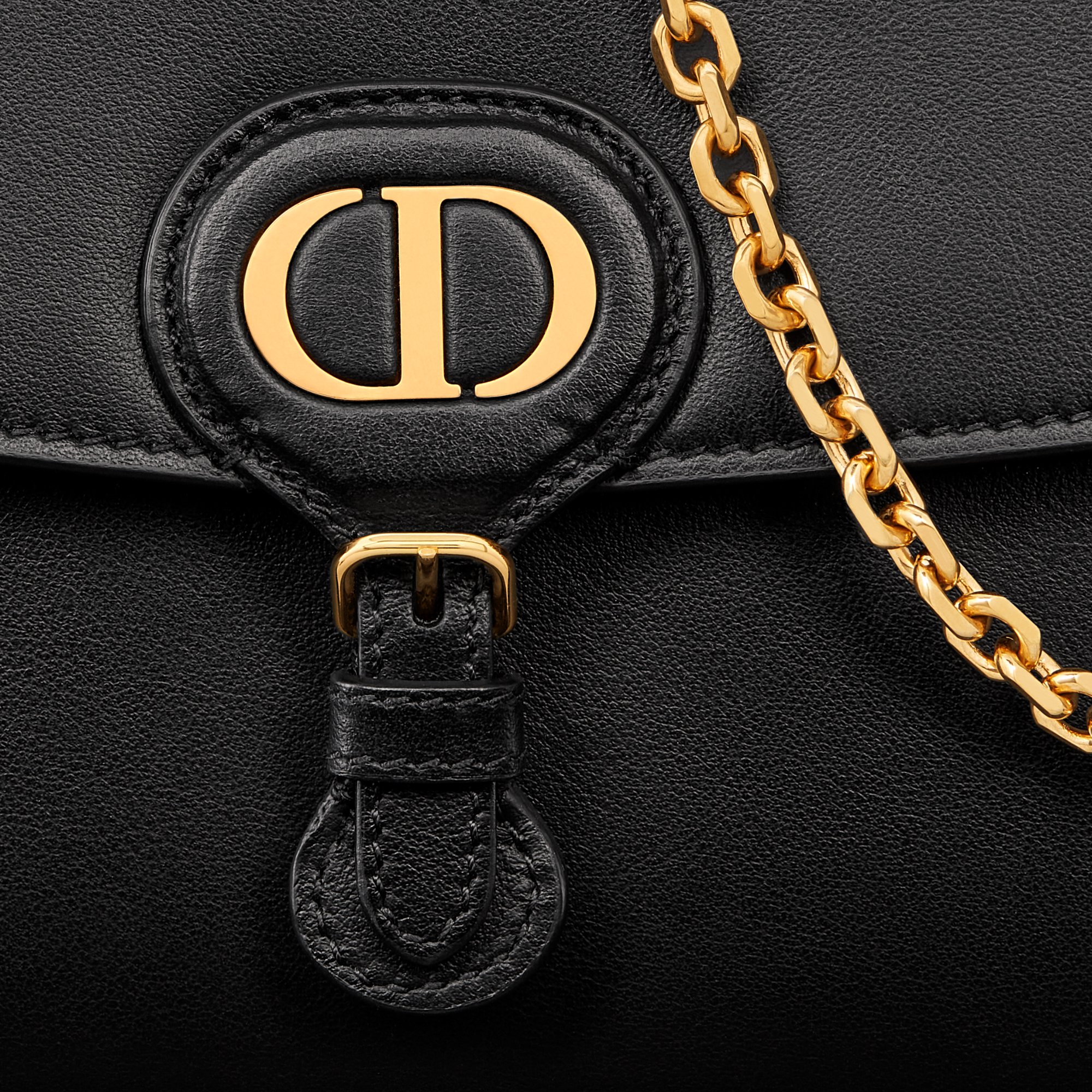Dior Bobby Pouch with Chain Black Smooth Calfskin | DIOR